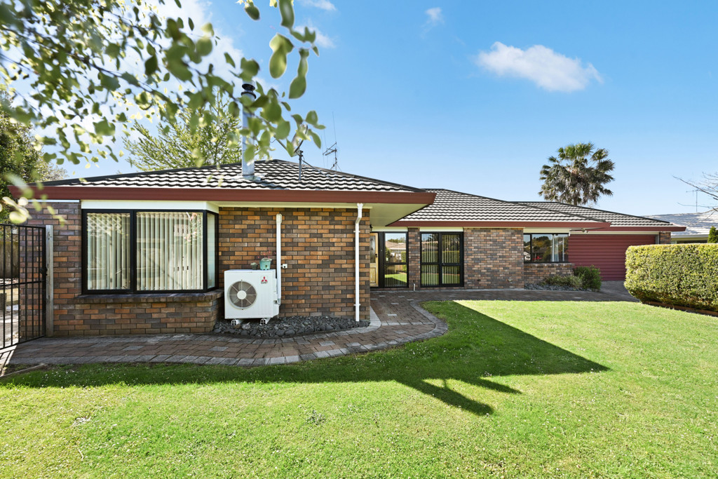 9 Jean Place | Lodge Real Estate